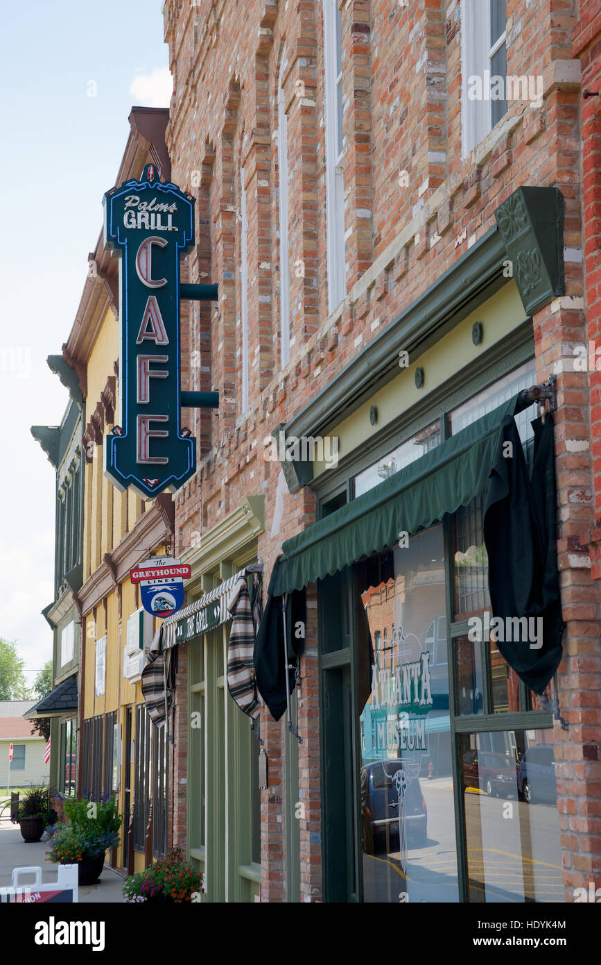 Cafe and stores on Arch Street, Atlanta, Logan County, Illinois, USA ...