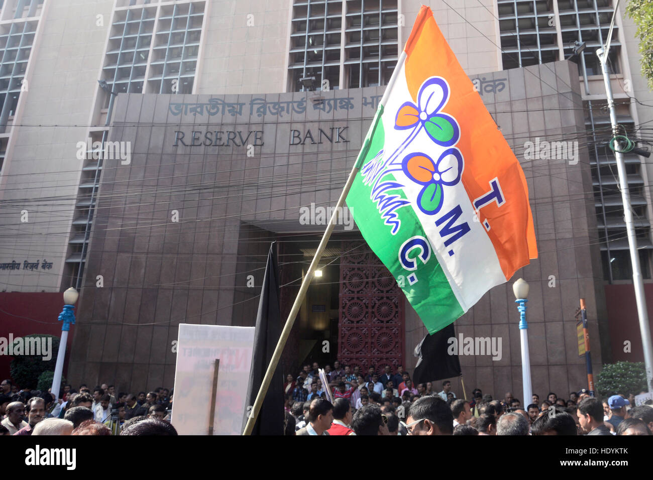 Kolkata, India. 15th Dec, 2016. Trinamool Congress Activists and ...