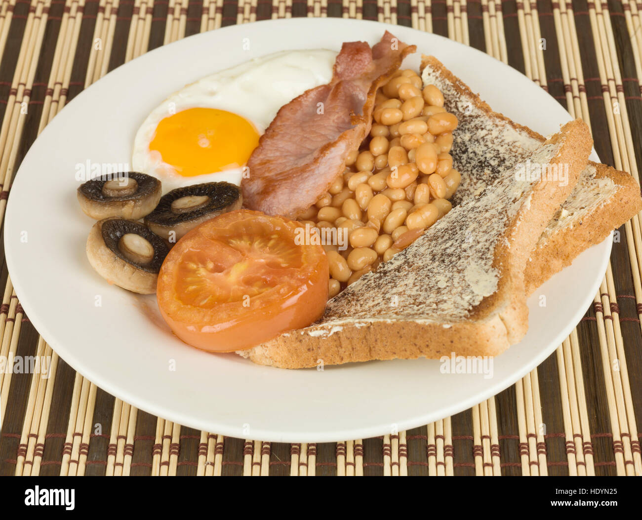 Traditional Fried Full English Breakfast Stock Photo - Alamy