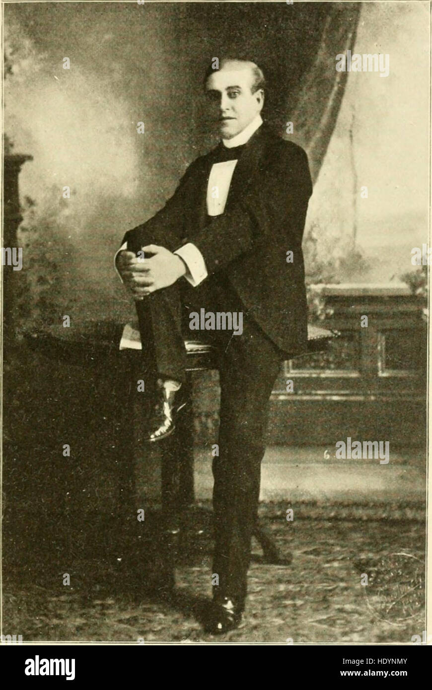 A 1903 critical review of American theater, summarizing the causes and ...