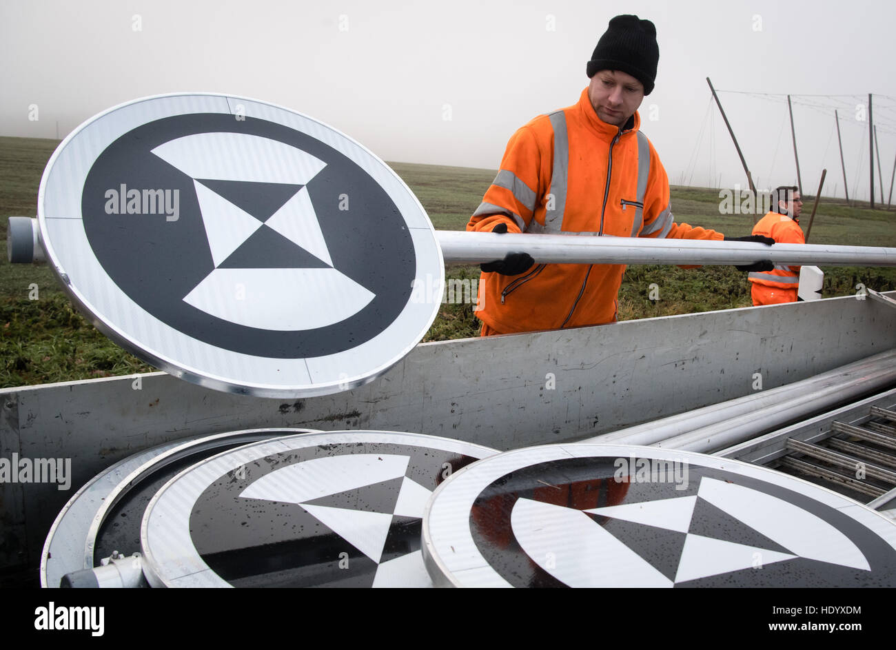 Maintenance of motorway signs hi-res stock photography and images - Alamy