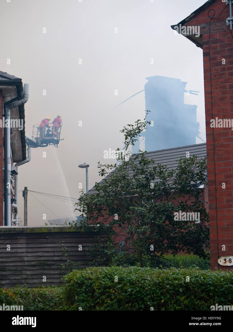 Oldham Lancashire, UK. 15th Dec, 2016. Huge fire was attended by the ...