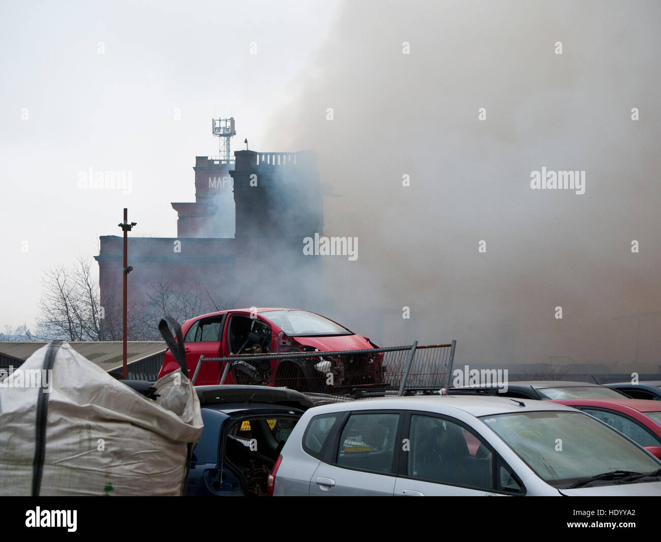 Oldham mill fire hi-res stock photography and images - Alamy