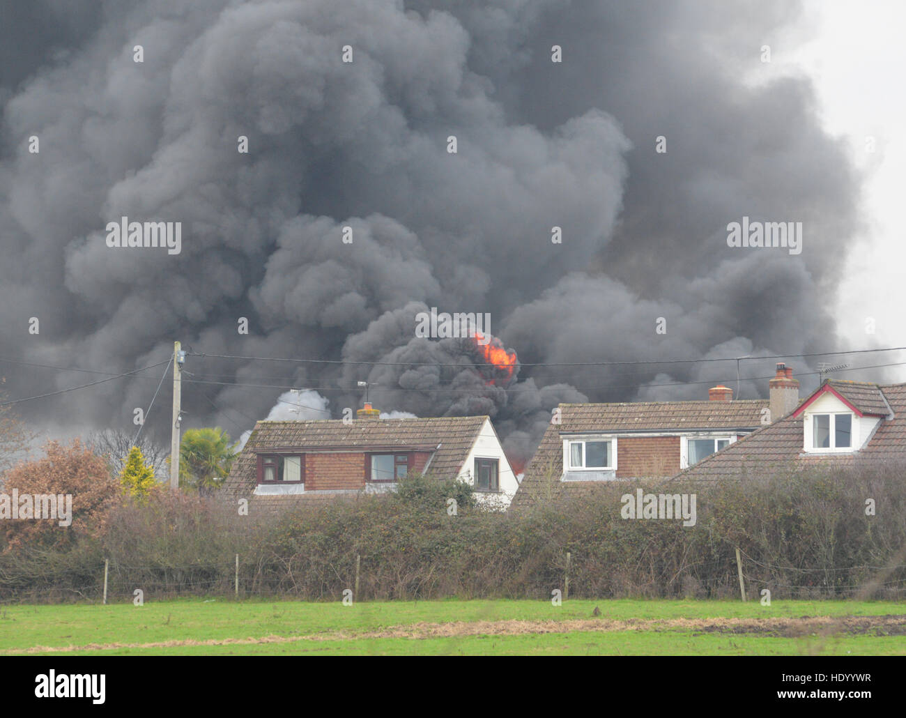 Fordingbridge, Hampshire, UK. 15th December, 2016. Fire at a property ...