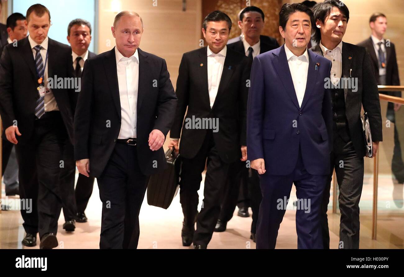 Nagato, Japan. 15th Dec, 2016. Russian President Vladimir Putin and ...