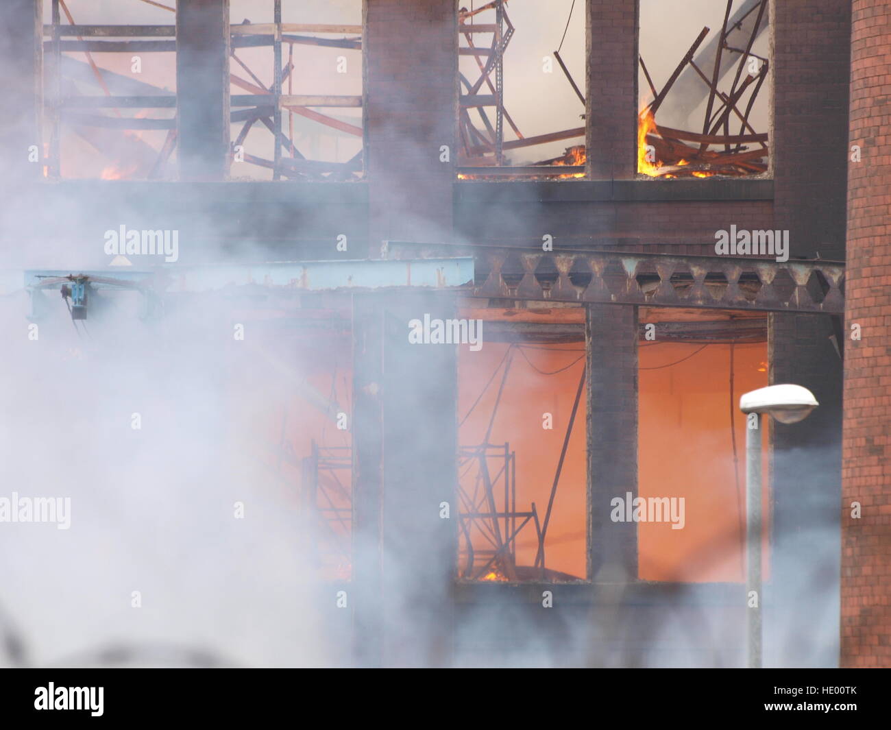 Oldham mill fire hi-res stock photography and images - Alamy