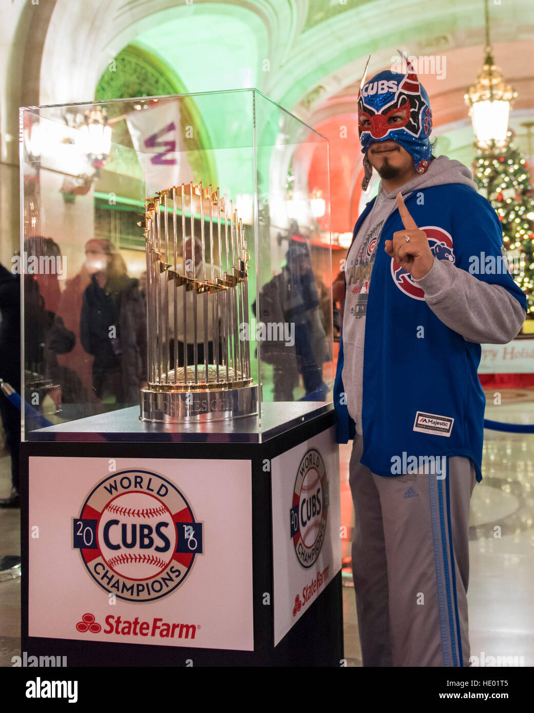 Chicago, USA. 15 December 2016. The World Series Championship Trophy is ...
