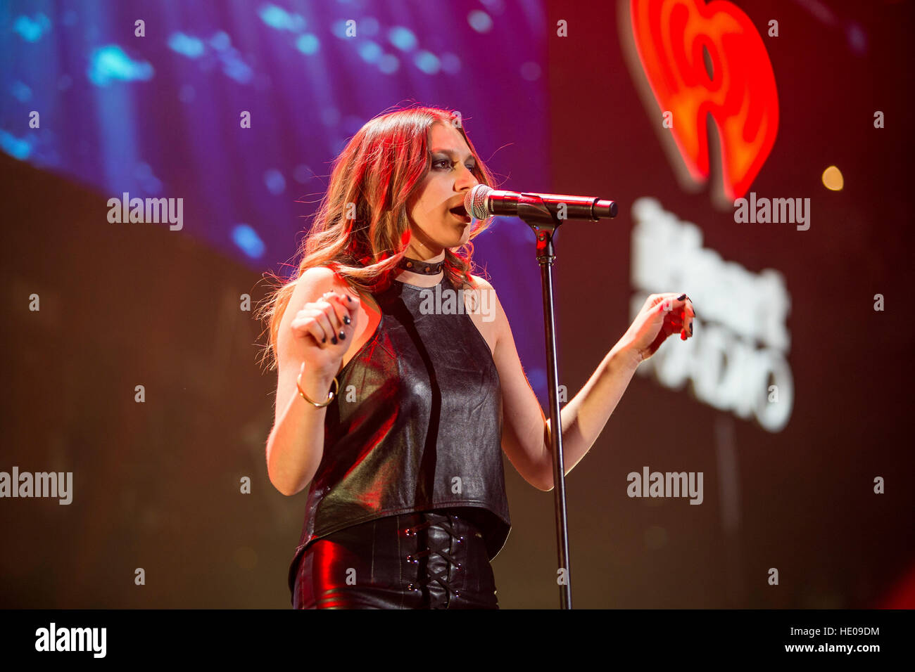 2016 singer daya performs hi-res stock photography and images - Alamy