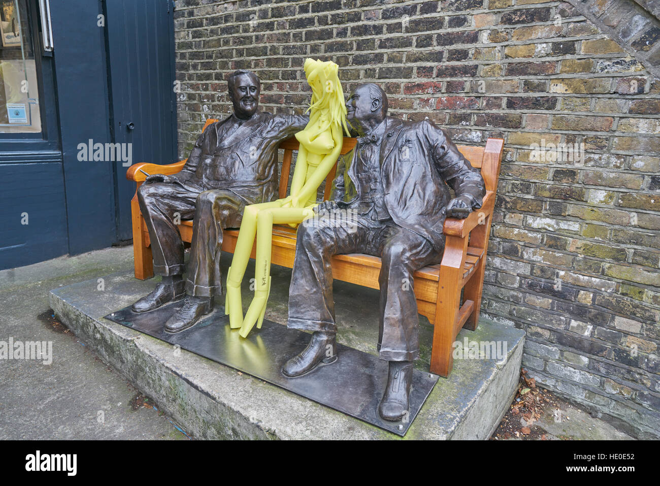 Funny statue in art gallery hi-res stock photography and images - Alamy