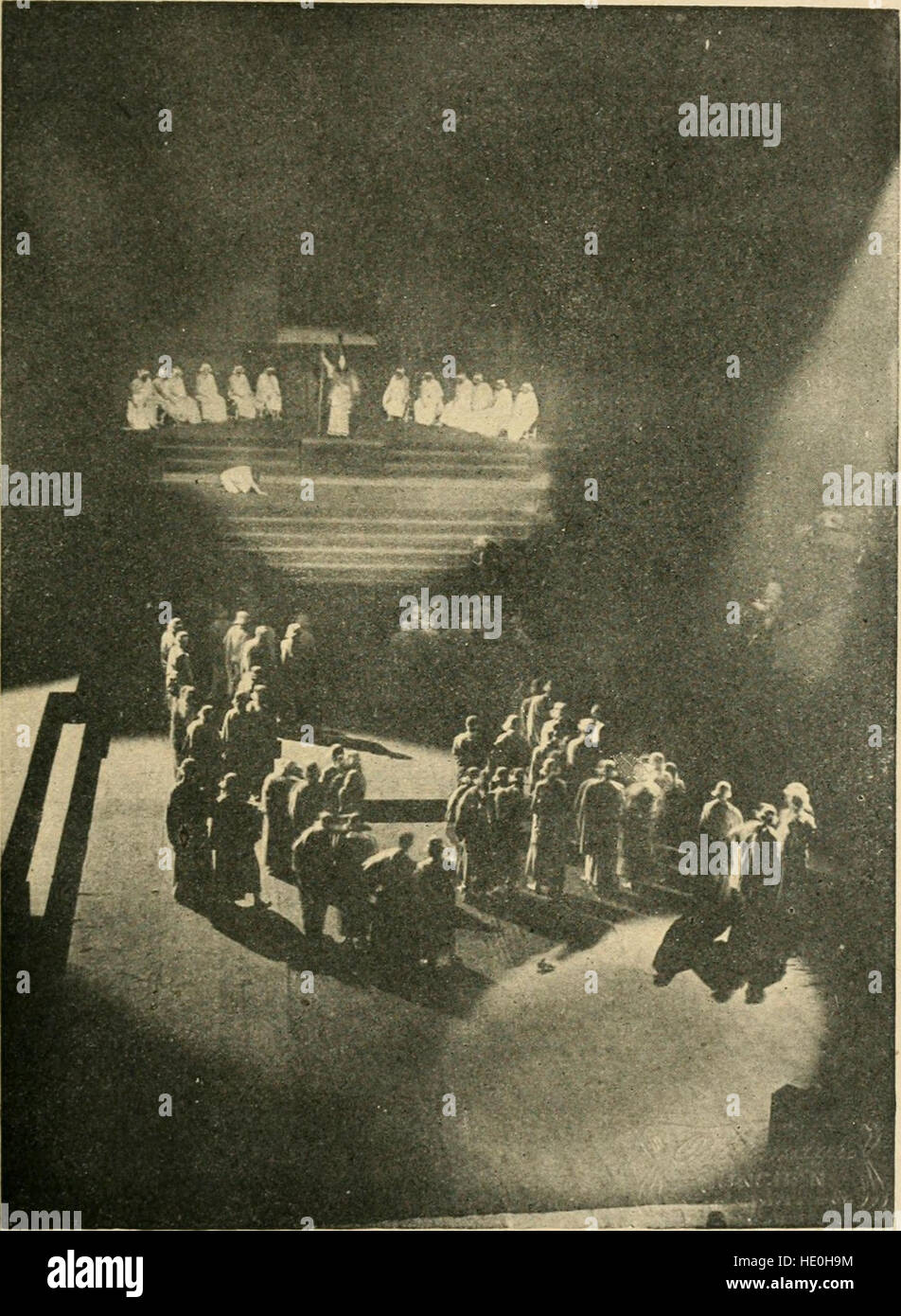 *Reinhardt und seine Bücher* (1919) explores the works and ...