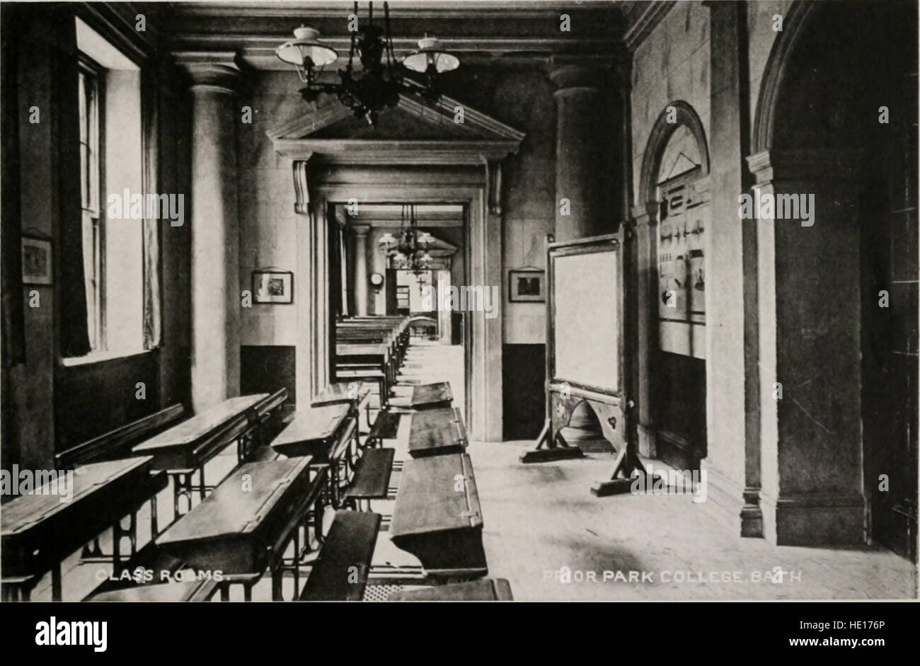Architecture styles from 1900 hi-res stock photography and images - Alamy