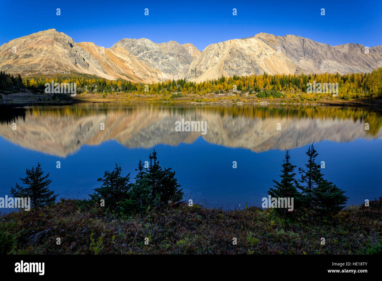 Baker lake hi-res stock photography and images - Alamy
