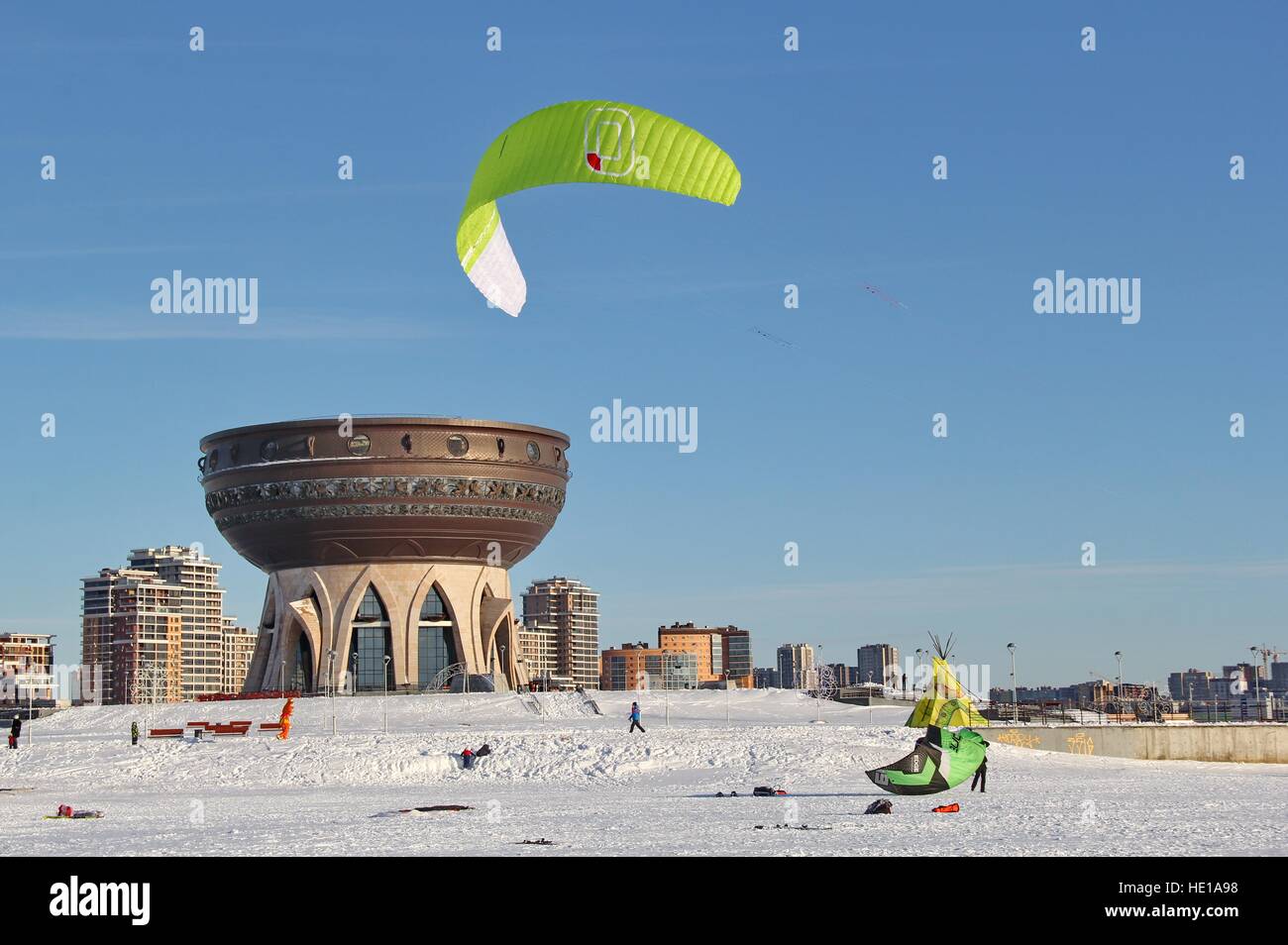 Flying on a wing. The parachute to hover. Skydiving, sport for the ...