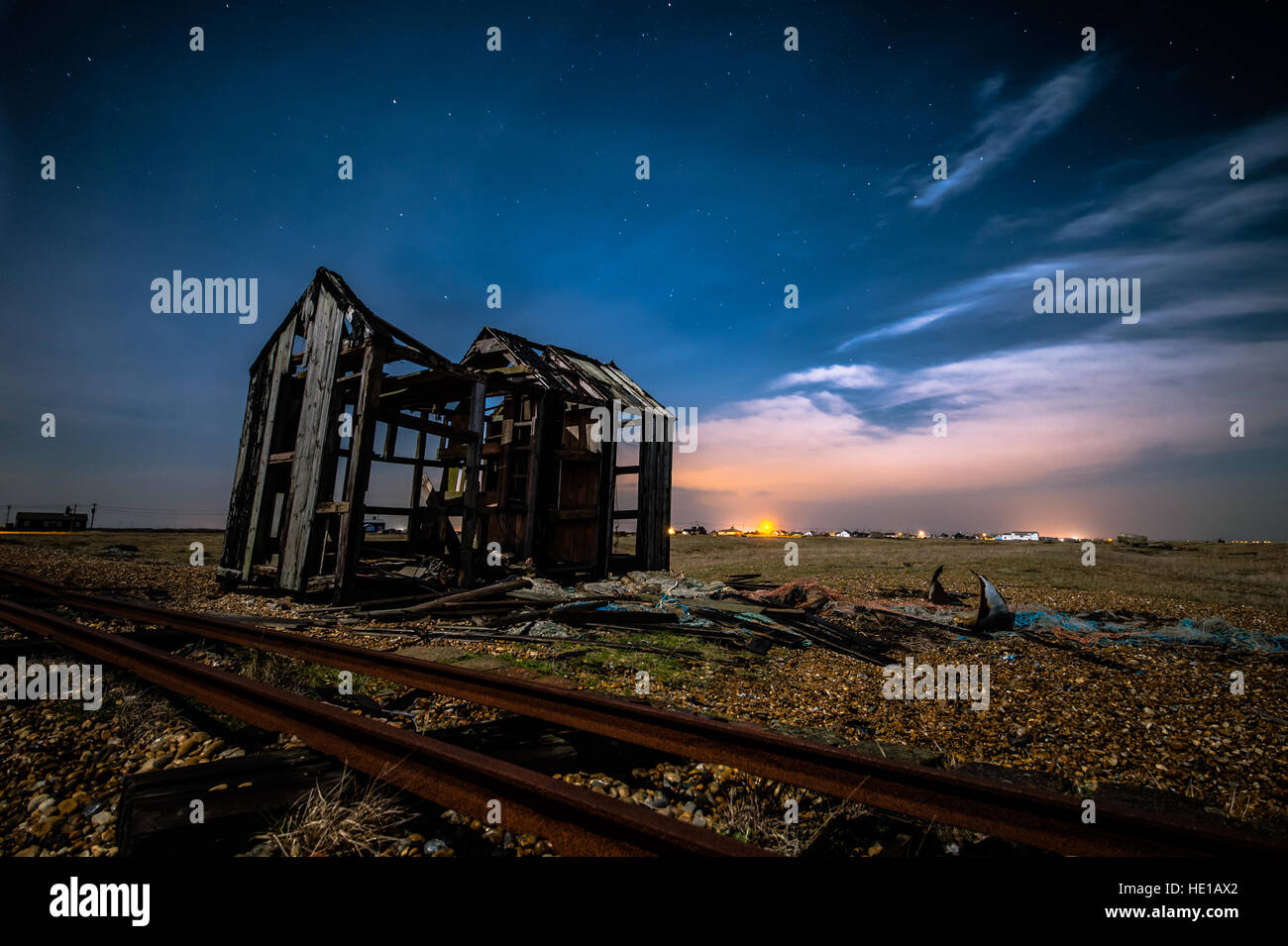 Dungeness kent fishing hut hi-res stock photography and images - Alamy