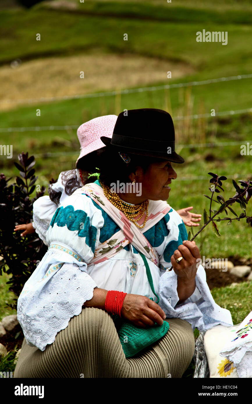 Inca women with child Stock Photo - Alamy