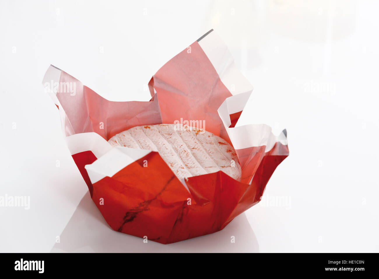Whole camembert hi-res stock photography and images - Alamy