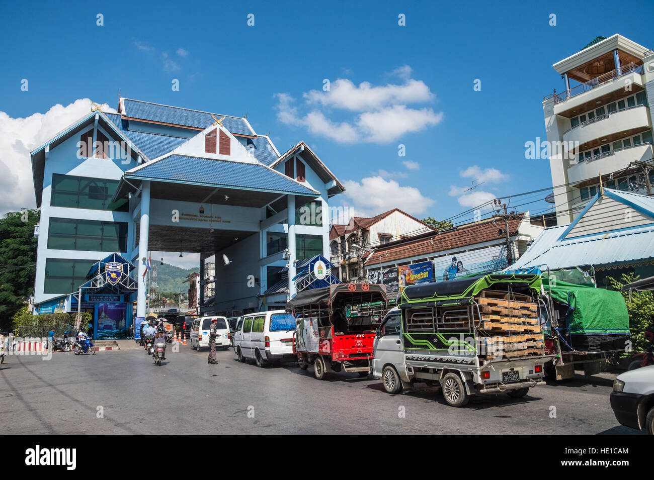 Burma border crossing hi-res stock photography and images - Alamy