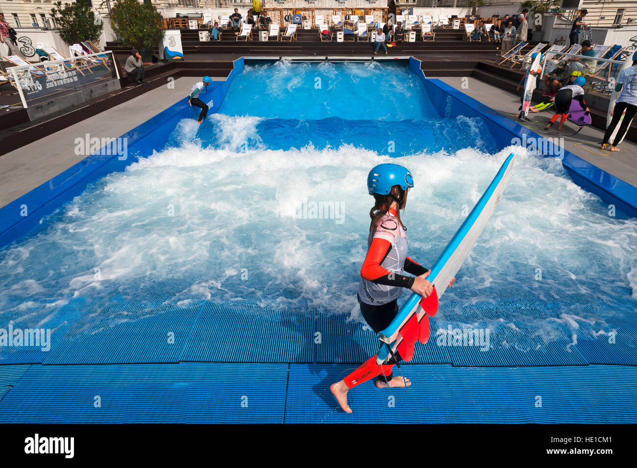 City Wave, surf pool, Schwarzenbergplatz, Vienna, Austria Stock Photo ...