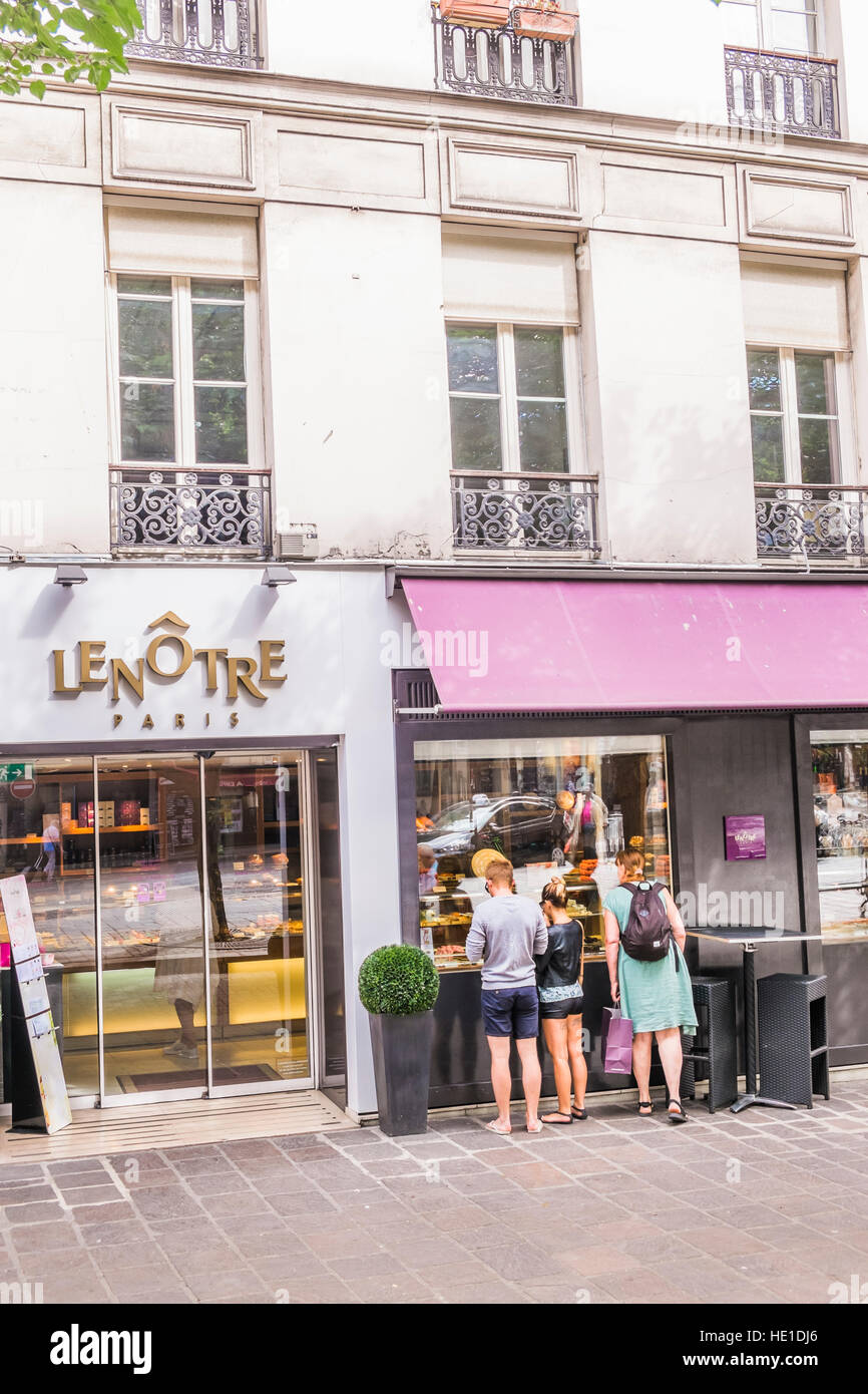 Gaston lenôtre, chef hi-res stock photography and images - Alamy