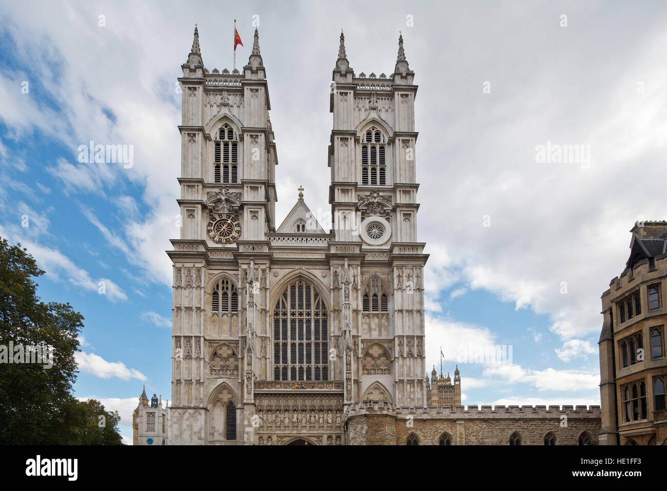 Western towers at westminster abbey hi-res stock photography and images ...