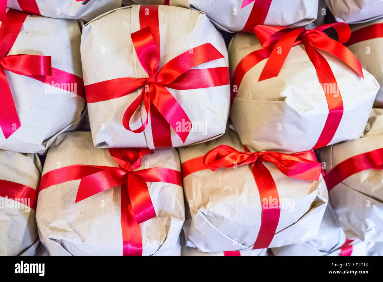 Wrapped boxes hi-res stock photography and images - Alamy
