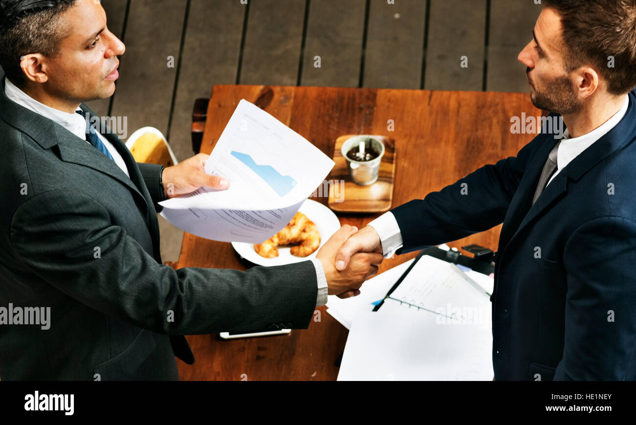 Deal Agreement Success Contract Handshake Concpet Stock Photo - Alamy