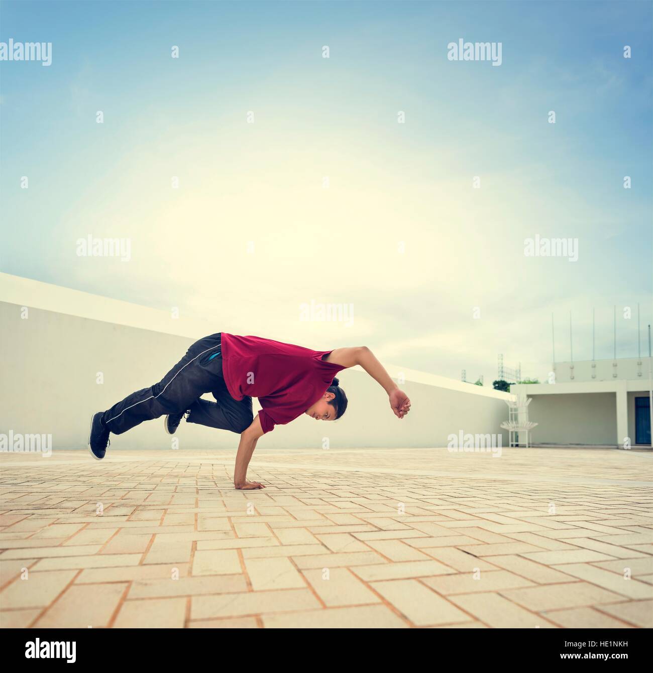 Breakdance Movement Teenagers Trendy Lifestyle Concept Stock Photo - Alamy
