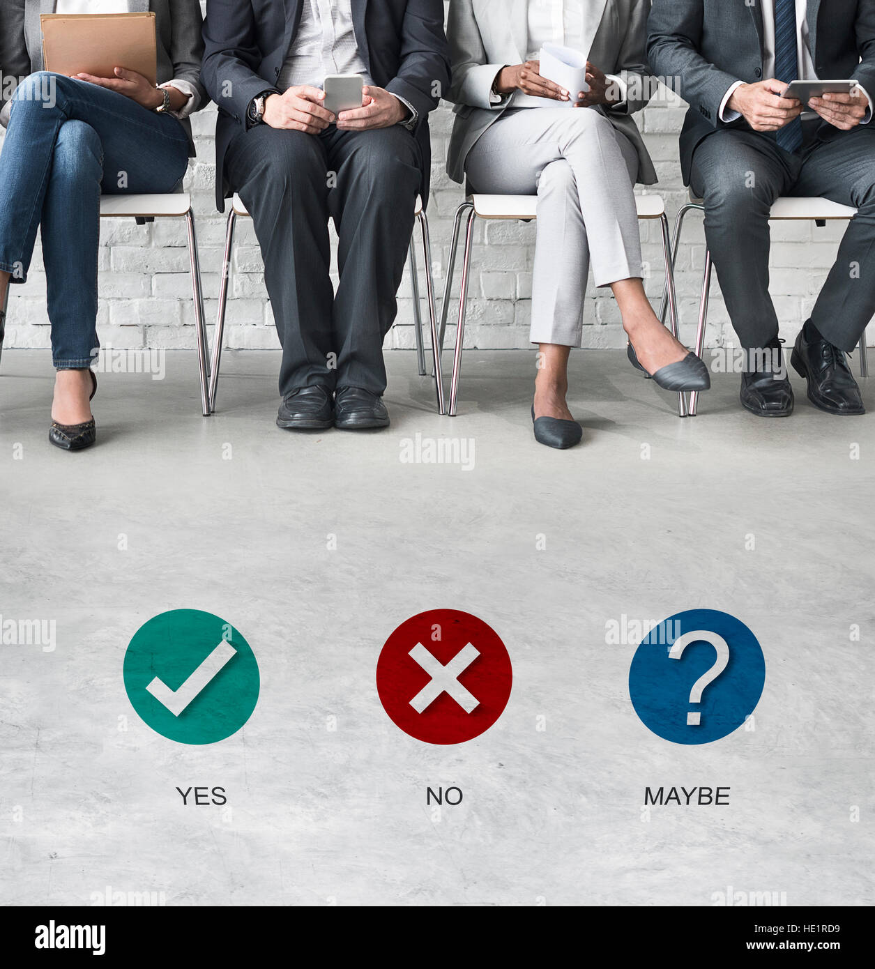 Questionnaire group hi-res stock photography and images - Alamy