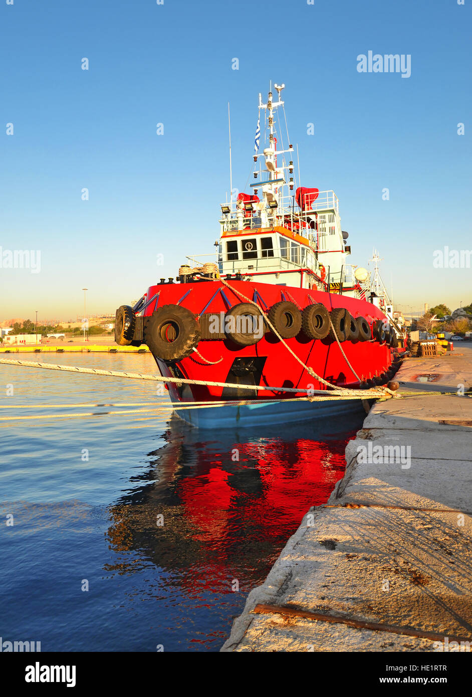 Red boat structure hi-res stock photography and images - Alamy
