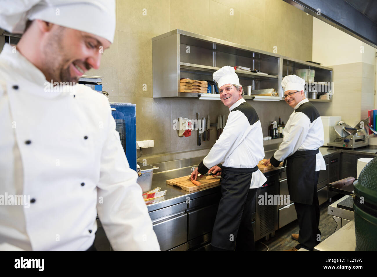 Chefs talking preparing food hi-res stock photography and images - Alamy