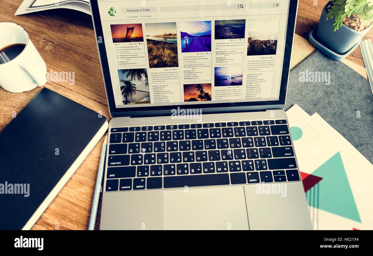 Laptop Blogging Share Social Media Concept Stock Photo - Alamy