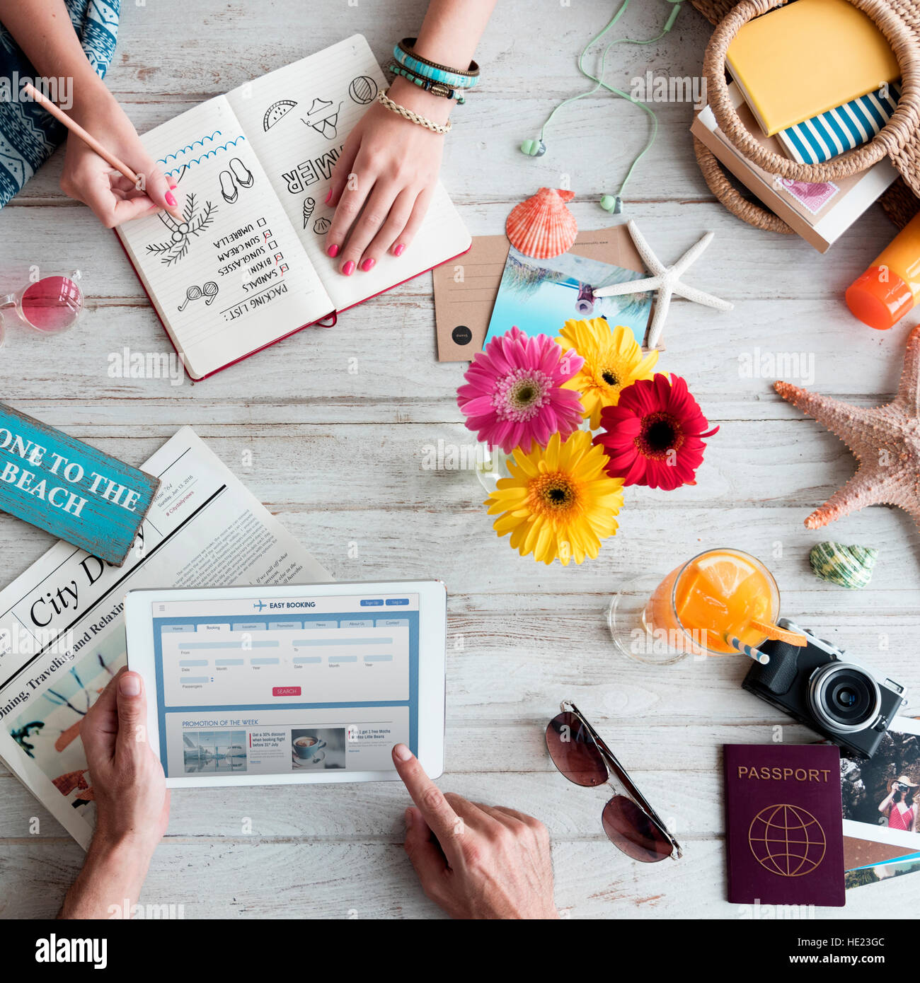 Person Booking Flight Online Concept Stock Photo - Alamy