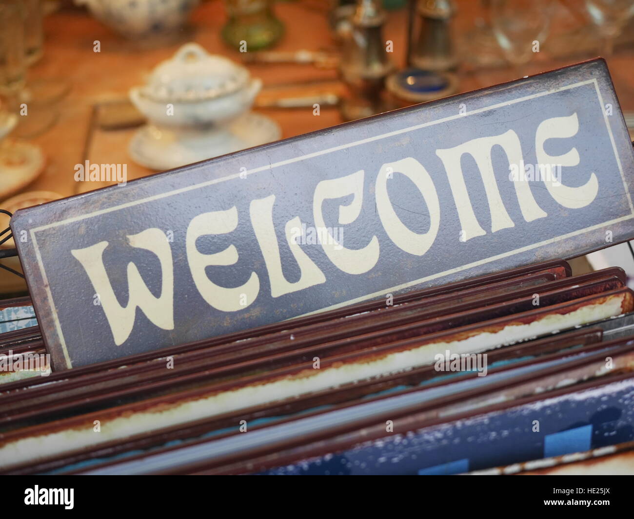 old welcome sign Stock Photo - Alamy
