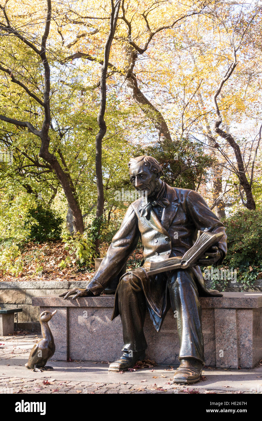 Hans Christian Andersen Statue, Central Park, NYC Stock Photo - Alamy