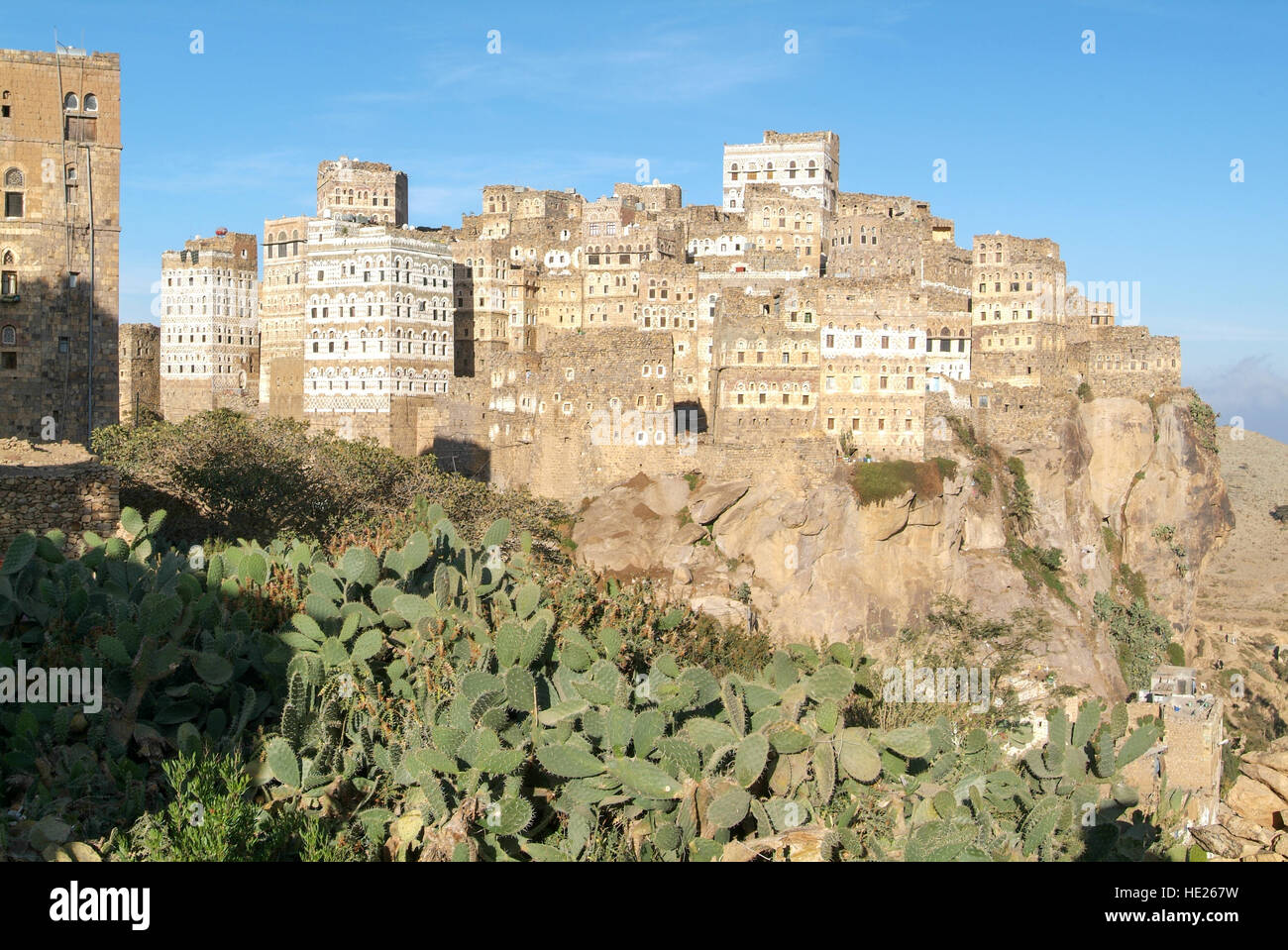 The village of Al Hajjarah on Haraz mountains, Yemen Stock Photo - Alamy