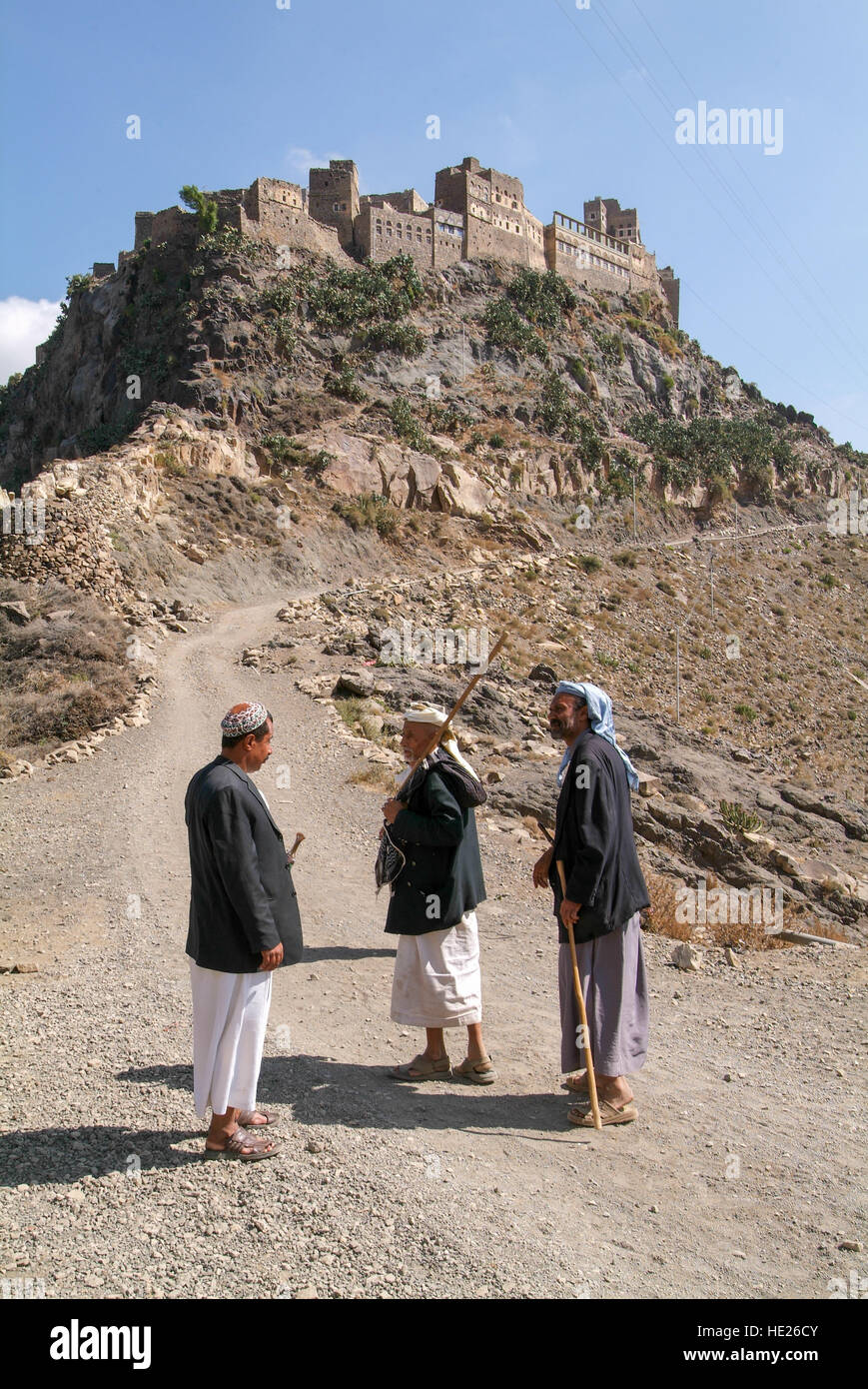 People walking to a village on Haraz mountains, Yemen Stock Photo - Alamy