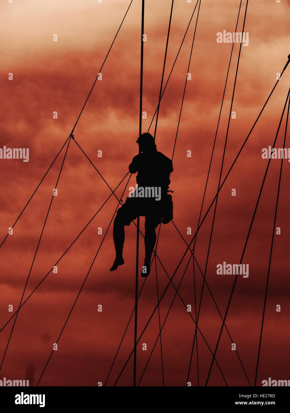 Ship setting sail hi-res stock photography and images - Alamy