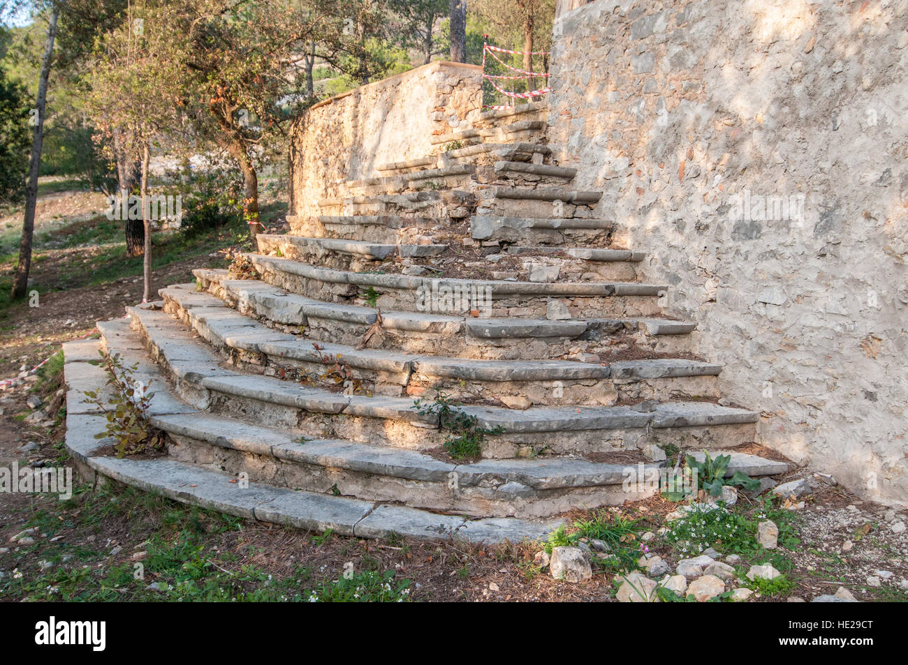 Old steps hi-res stock photography and images - Alamy