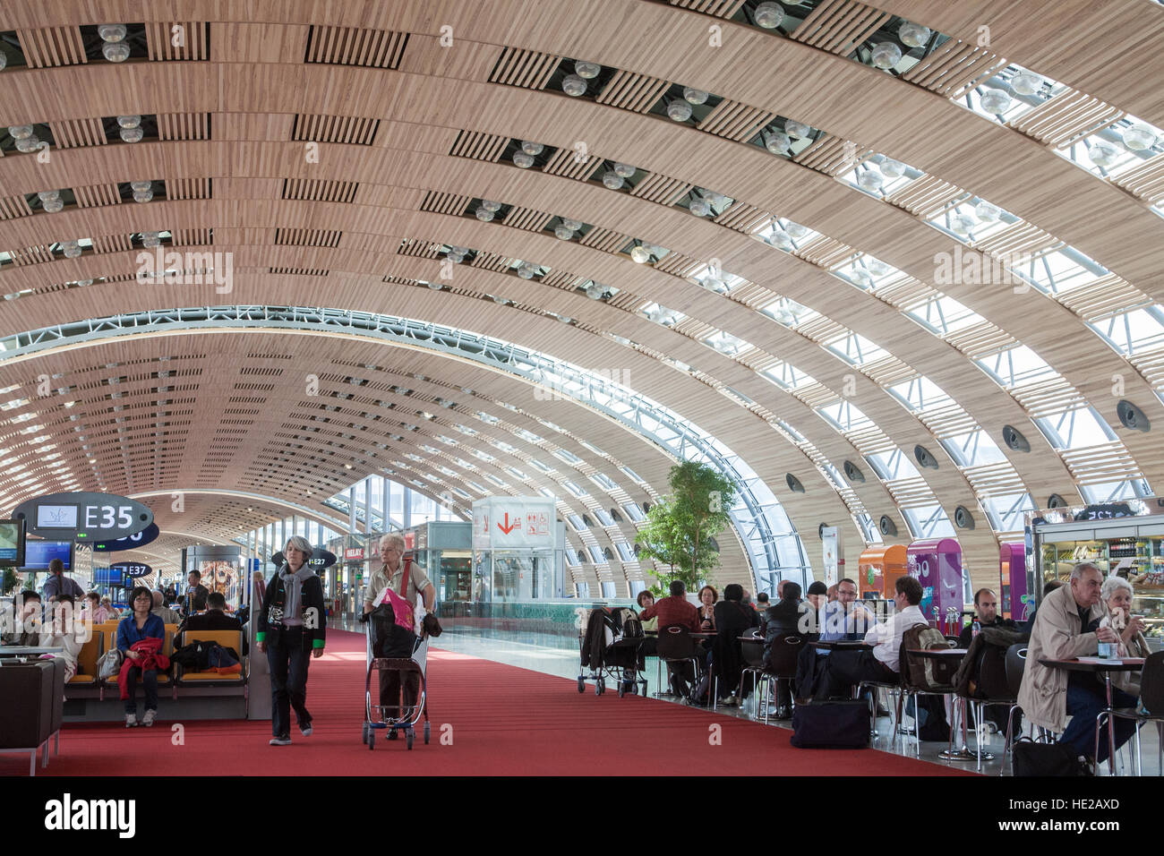 Charles de Gaulle,CDG, Airport Terminal 2E designed by Paul Andreu ...