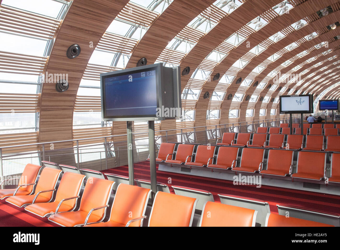 Charles de Gaulle,CDG, Airport Terminal 2E designed by Paul Andreu ...