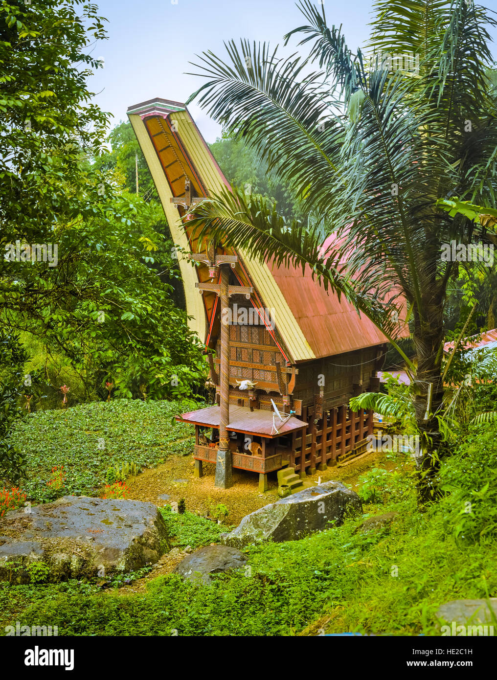 Boat shaped roof hi-res stock photography and images - Alamy