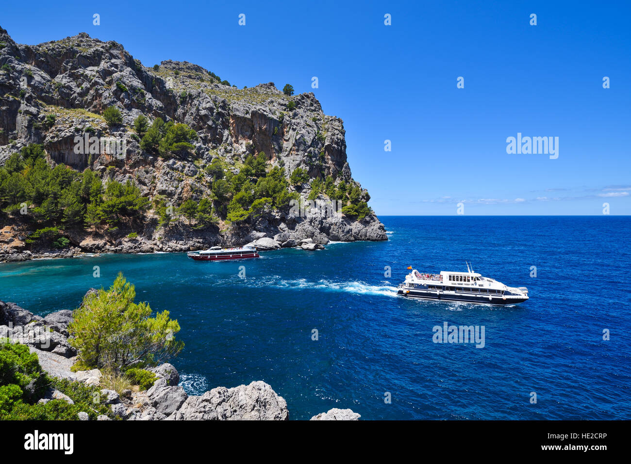 Two spanish ships hi-res stock photography and images - Alamy