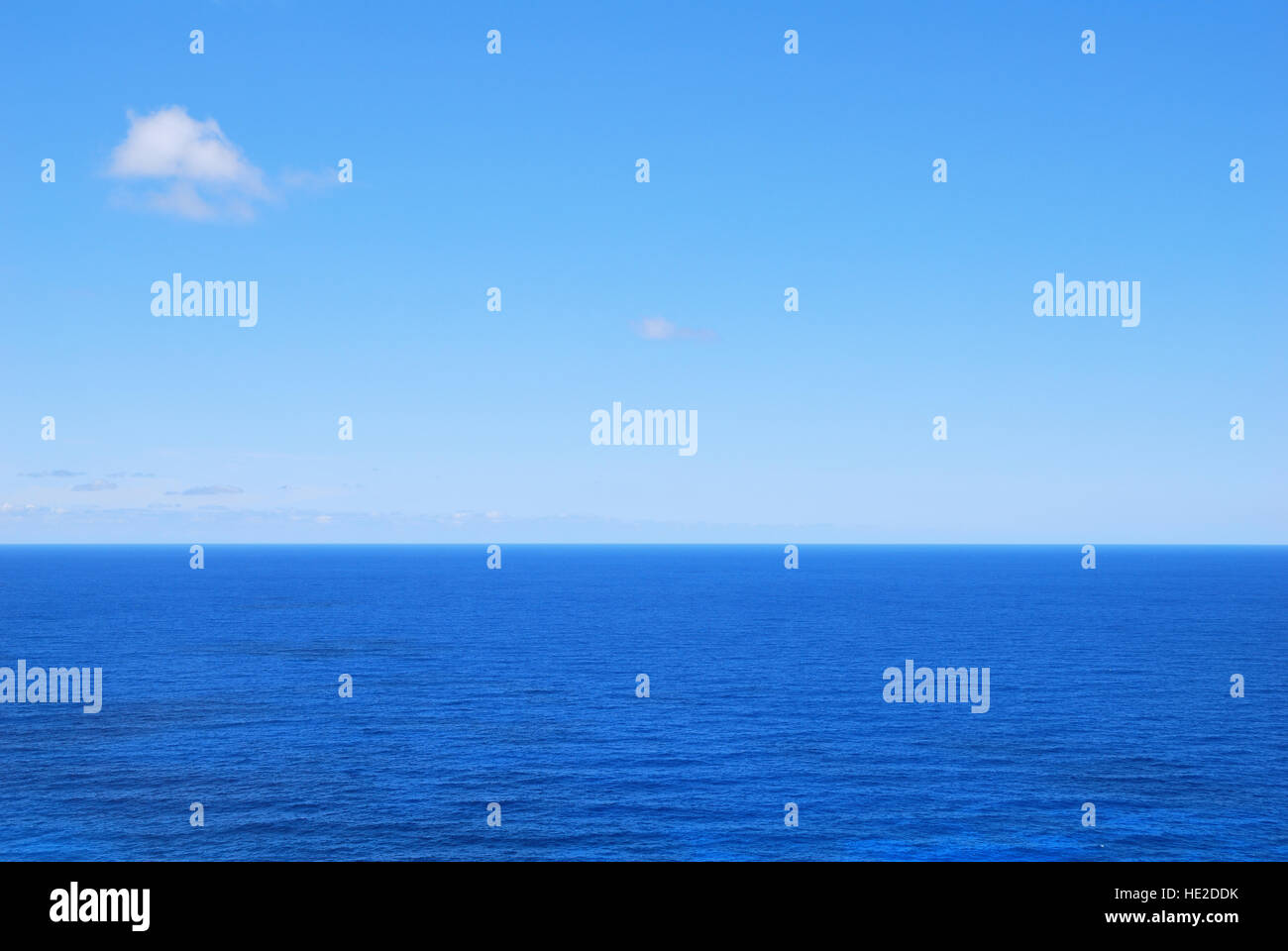 Deep sea waters hi-res stock photography and images - Alamy