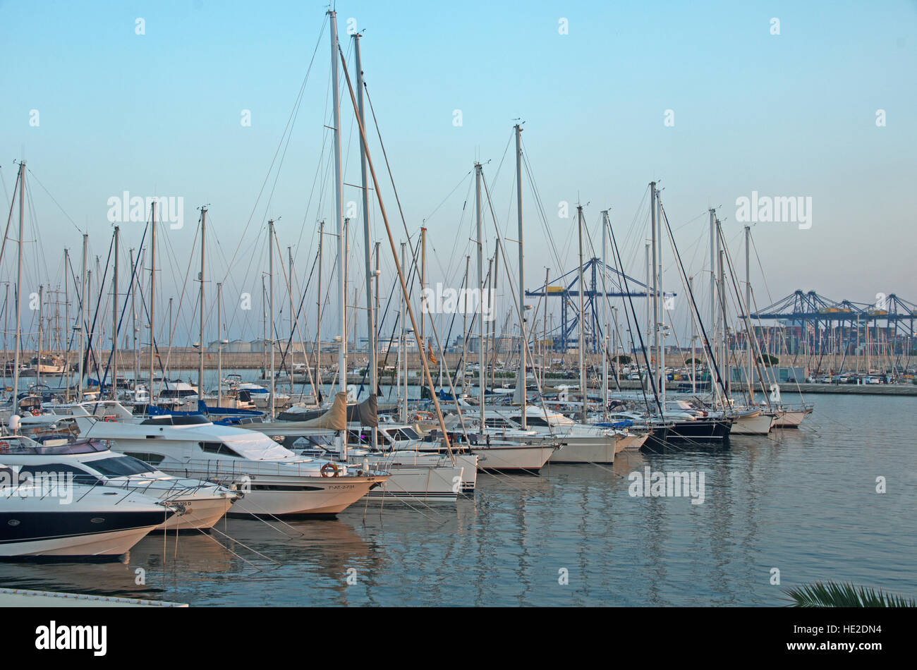Valencia harbour hi-res stock photography and images - Alamy