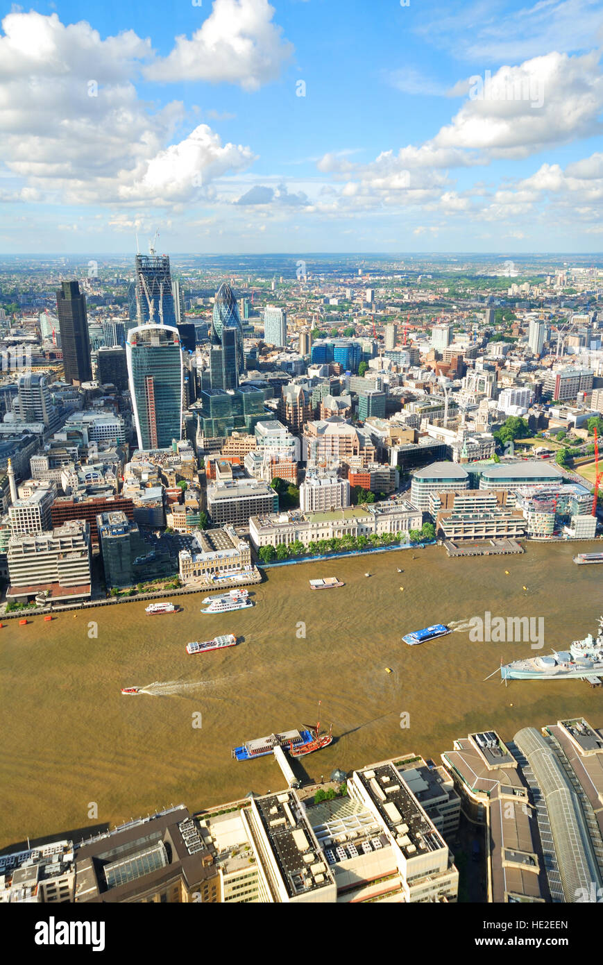 London city center and river Thames viewed from above Stock Photo - Alamy