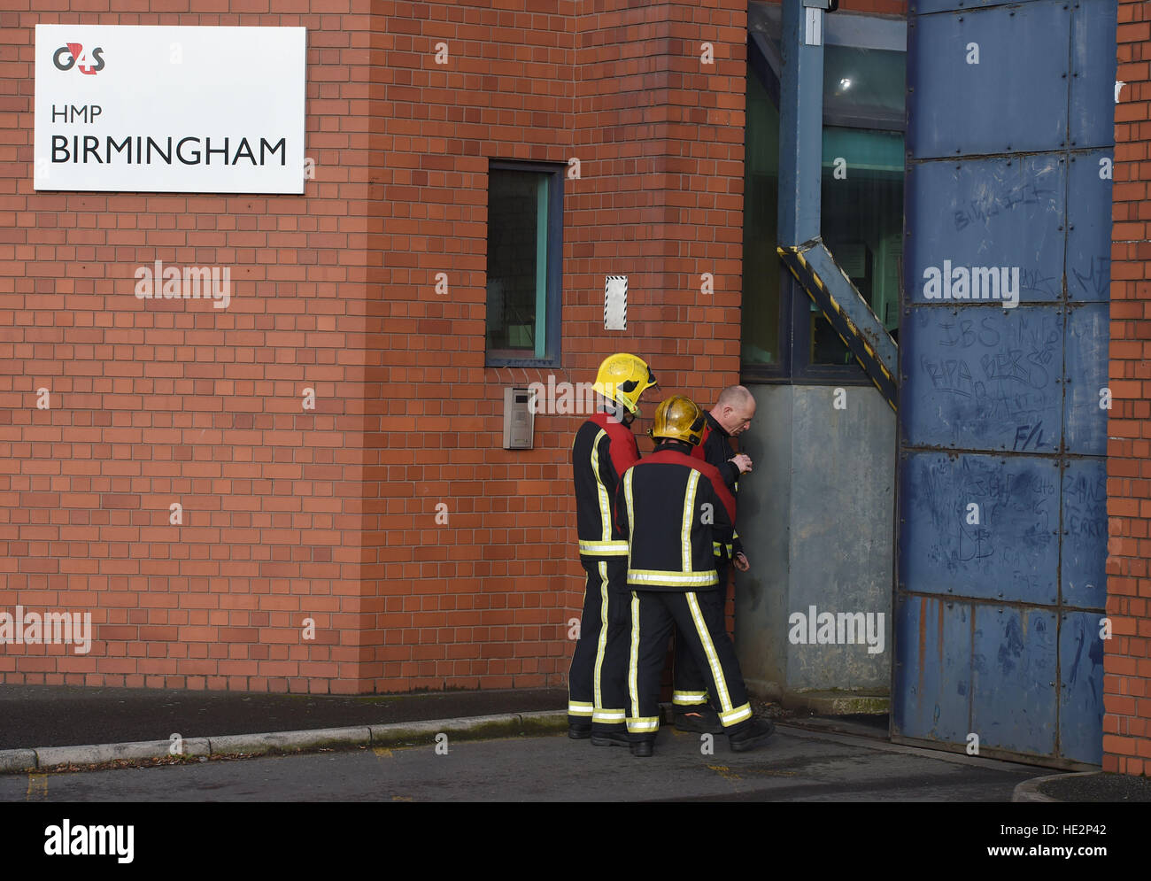 Smashed Light Fittings High Resolution Stock Photography and Images - Alamy