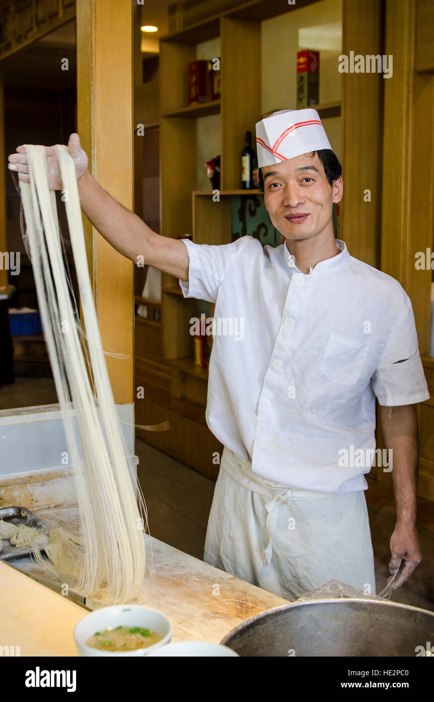 Mainland china restaurant hi-res stock photography and images - Alamy