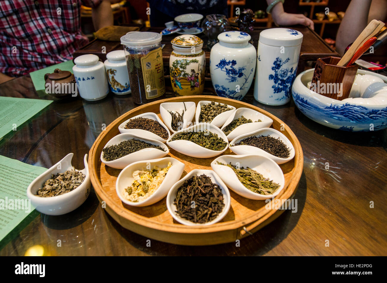 Tea display hi-res stock photography and images - Alamy