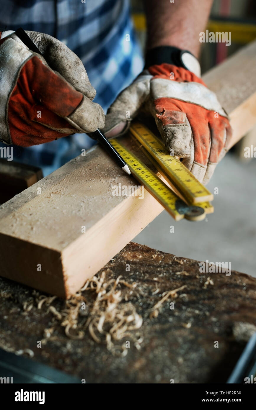 Carpenter craftman lumber timber hi-res stock photography and images ...