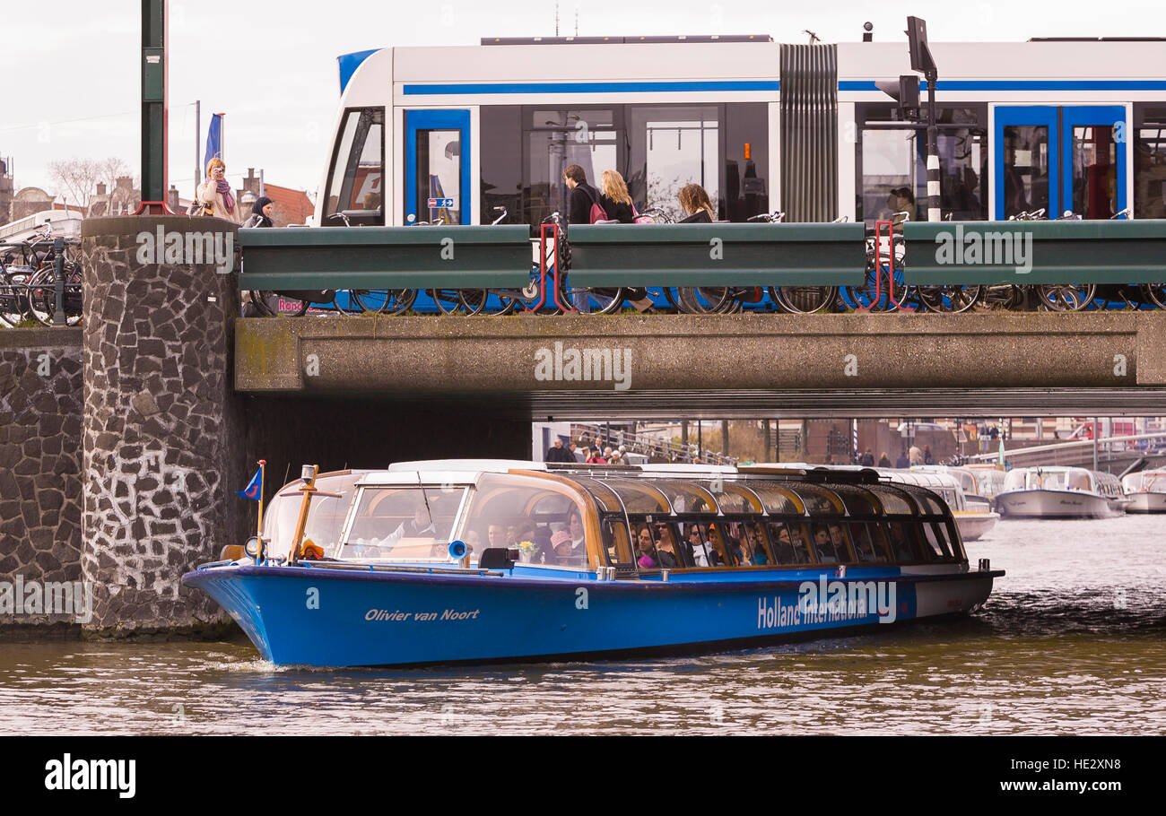 AMSTERDAM, NETHERLANDS - Canal boats Stock Photo - Alamy